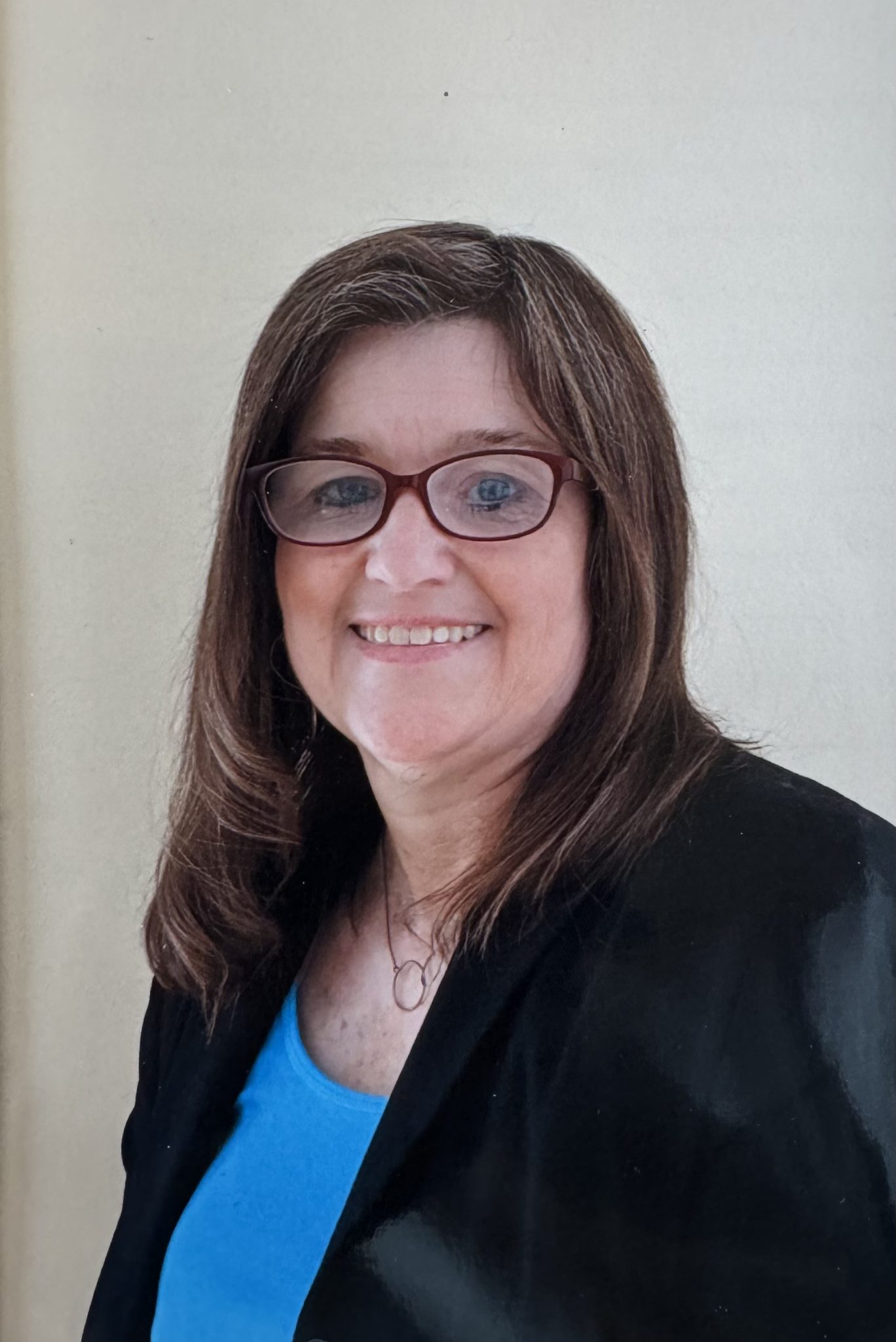 Shelley Ann (nee Moore) Maves - The Vedette