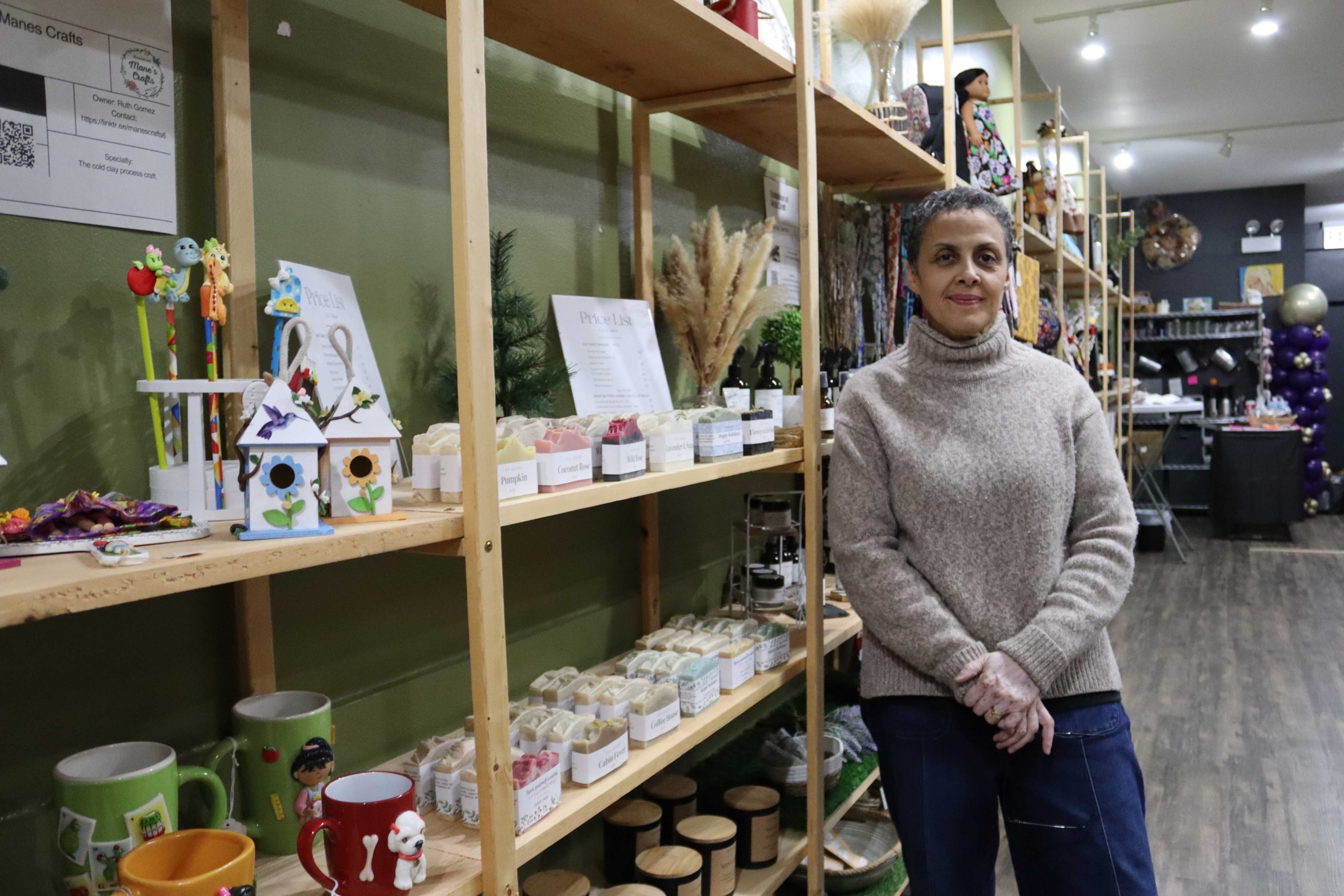 In the holiday spirit, YSV Candles and Gifts nurtures creativity ...