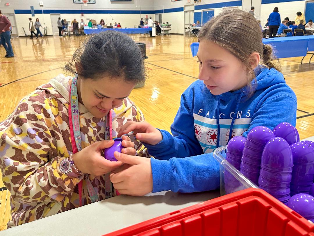 St. John Fisher seventh-graders work with SD218 ATP students ...