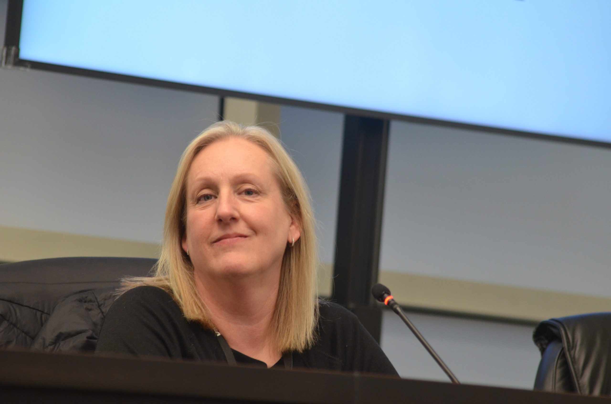 Despite pain from accident, Orland trustee finishes her term - The ...