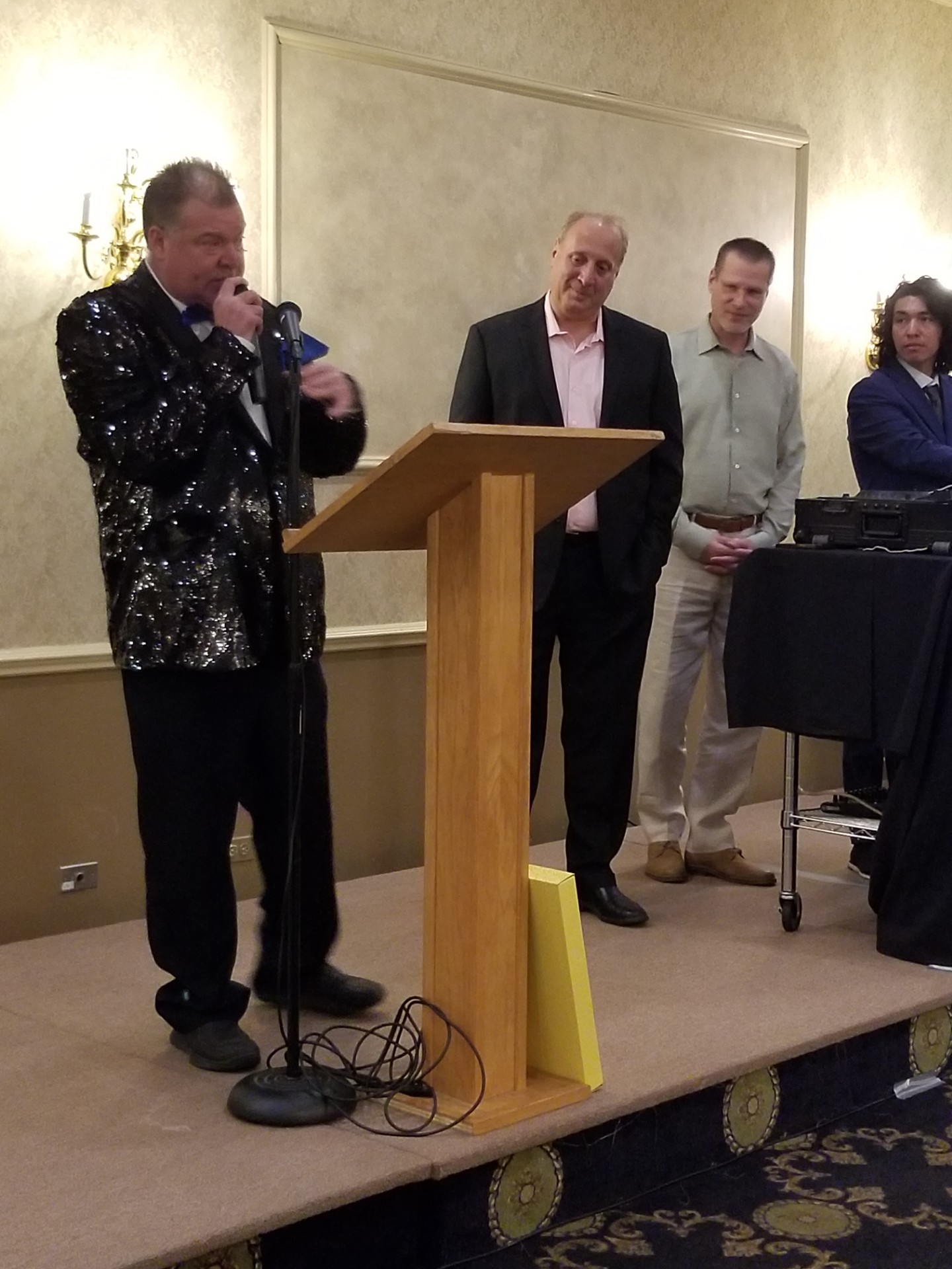 Stickney police chief retires after 5 years of service - Desplaines ...