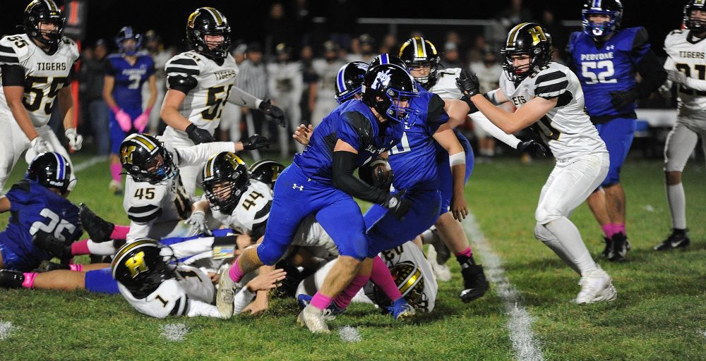 Peotone football eyes more playoff success - Southwest Regional Publishing