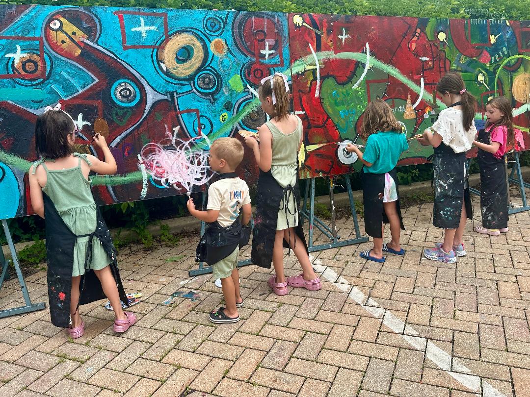 Saint Xavier’s art students invite neighbors to create at Spaulding ...
