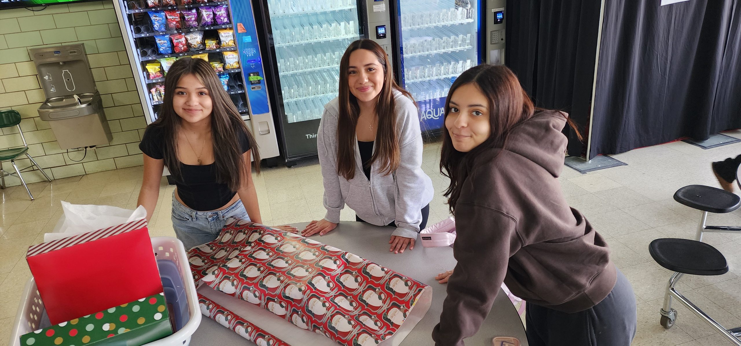 Operation Santa wraps up another successful year at OLCHS - Southwest ...
