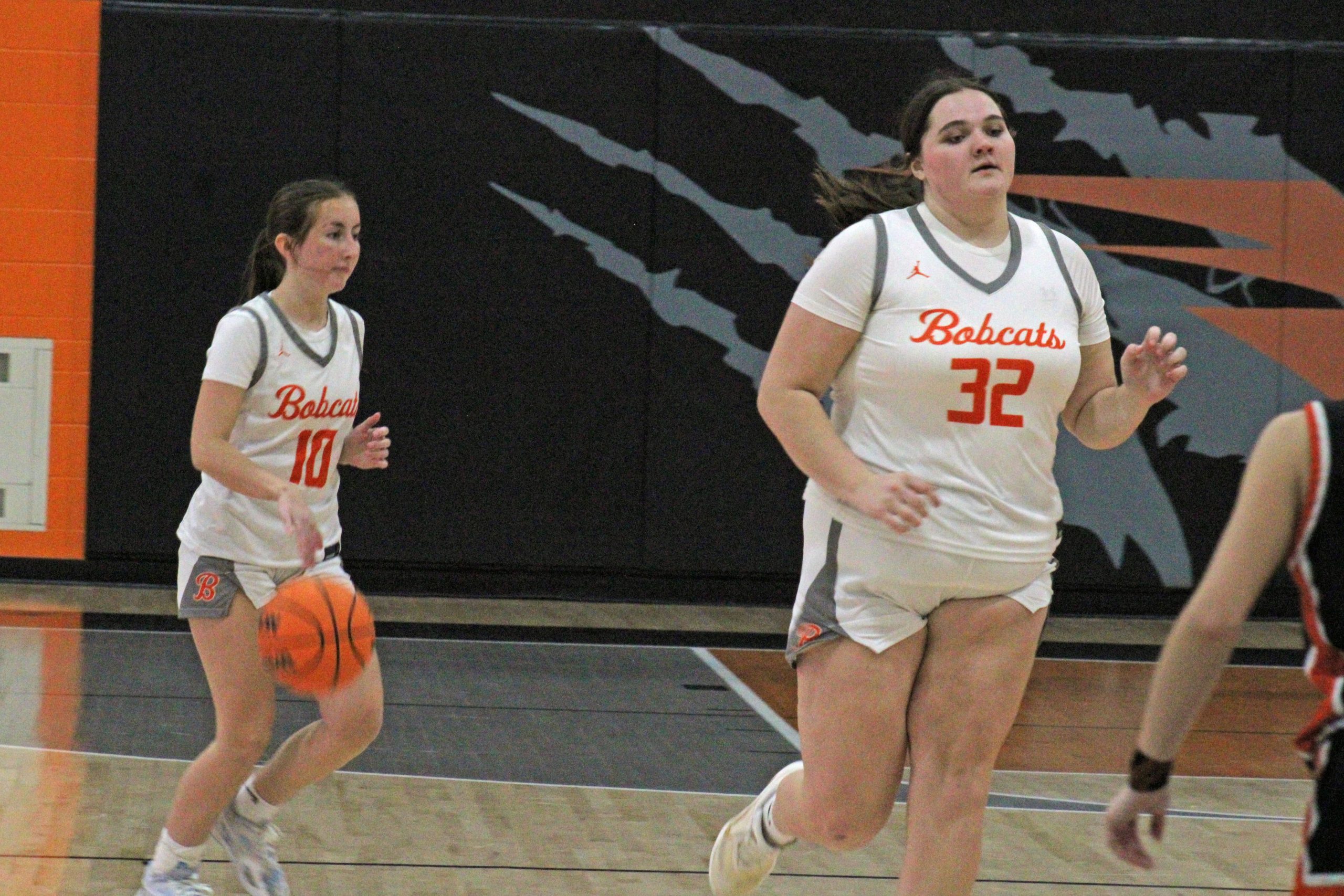 Molly Vladika, Aubrey Tiltges add veteran presence for Beecher ...