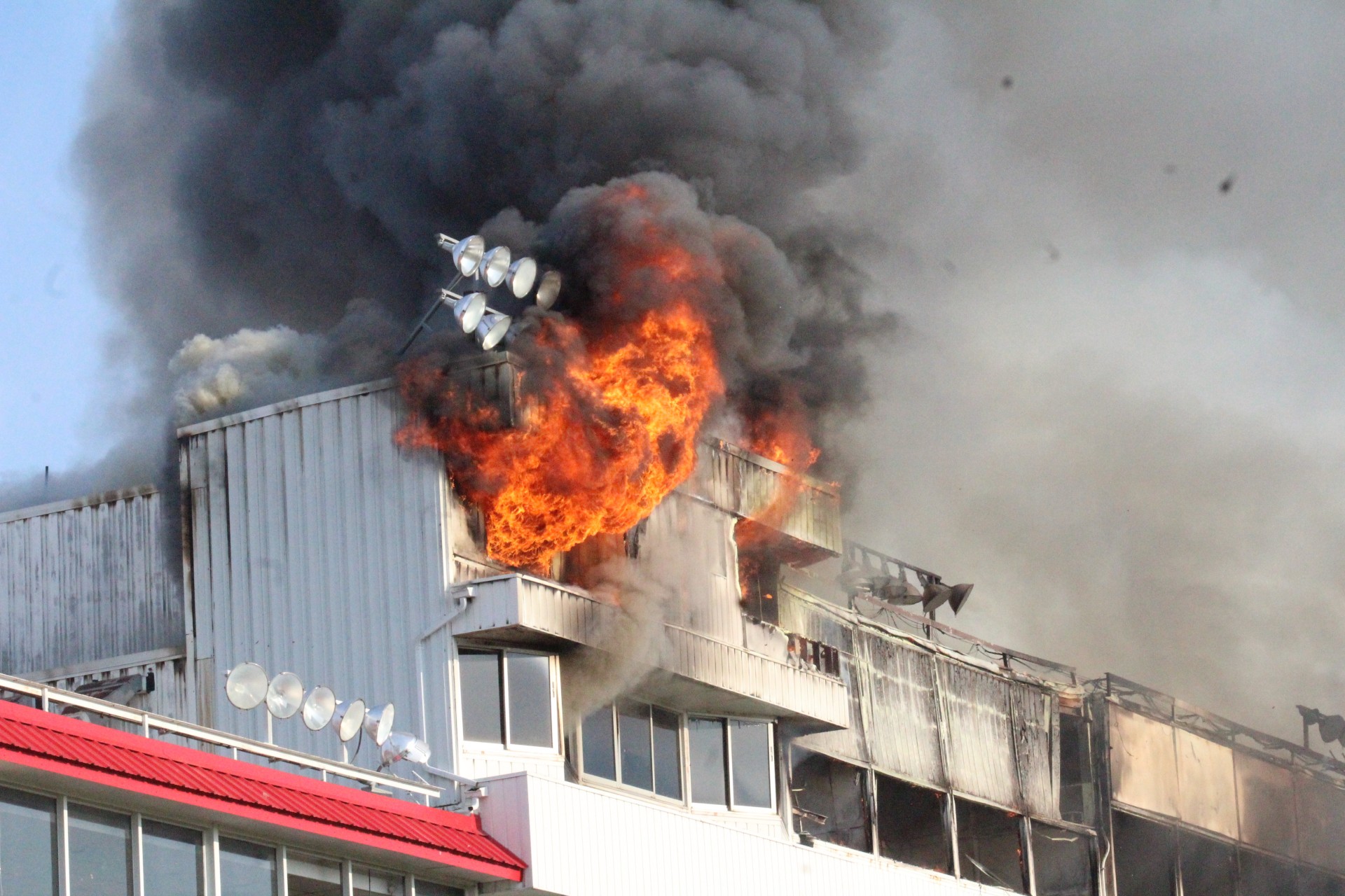 Fire destroys historic Balmoral Park racetrack - Southwest Regional ...